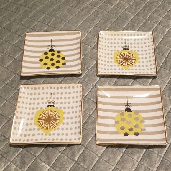 Cost Plus World Market | Kitchen | World Market Square Christmas Plates ...